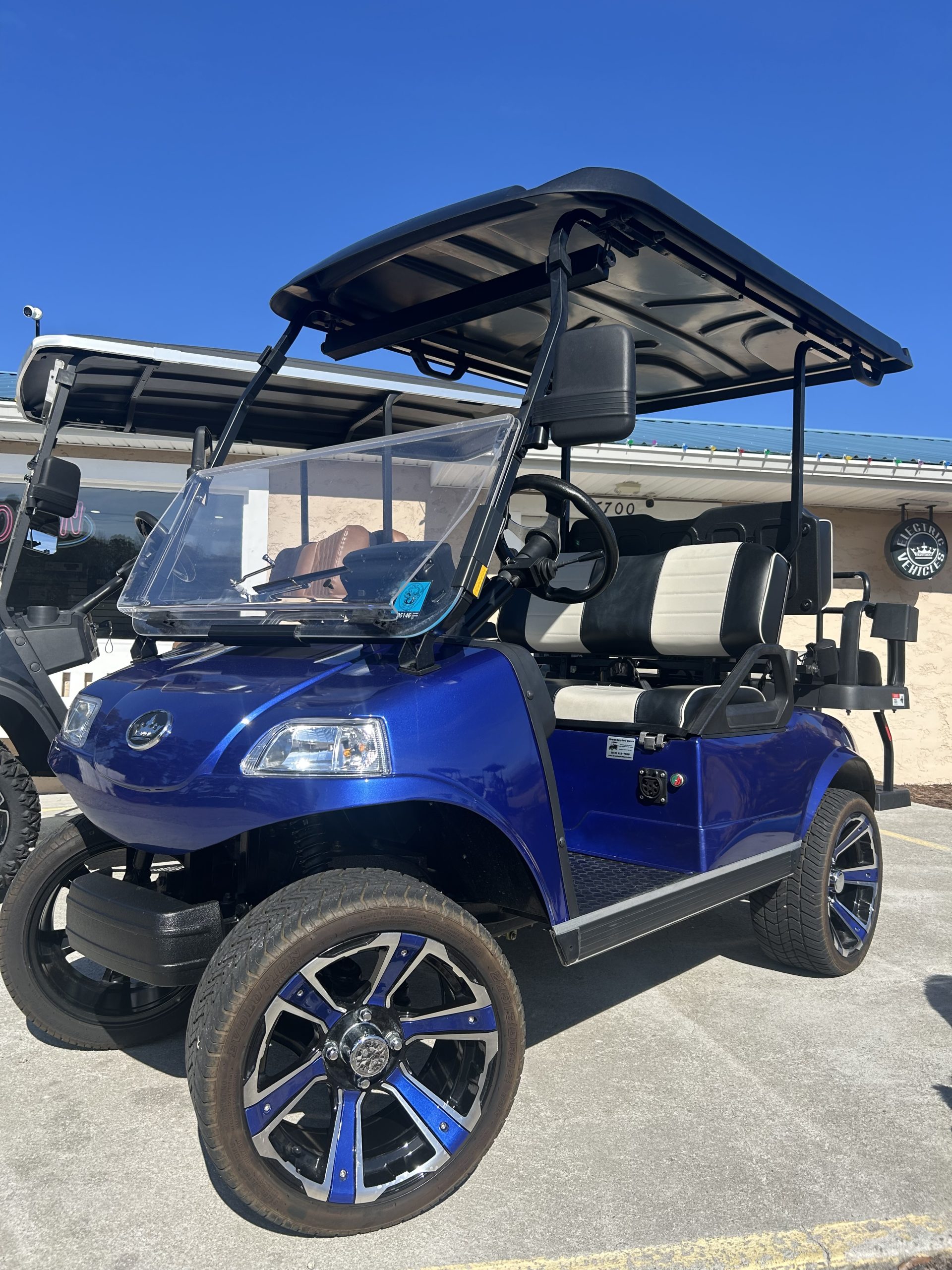 2022 Evolution Classic 4 Plus – Great Day Golf Carts